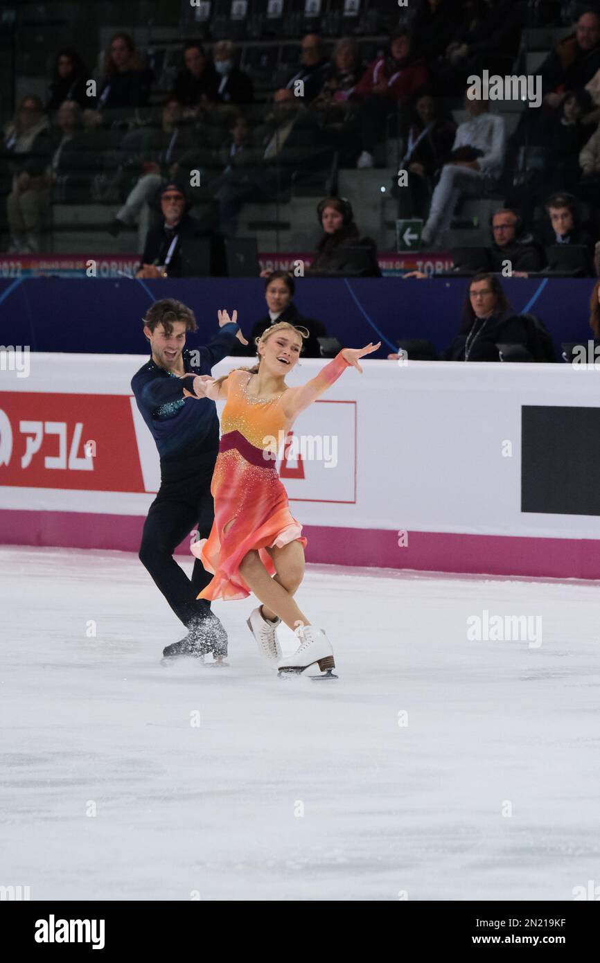 Phebe Bekker and James Hernandez (GBR) perform during the Junior Ice ...