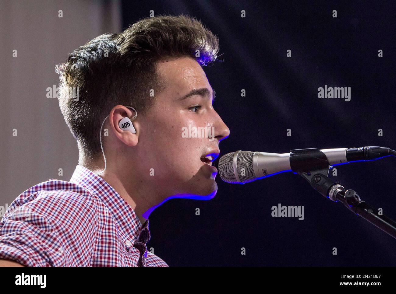 Jacob Whitesides opens for R5 at Verizon Wireless Amphitheatre on ...