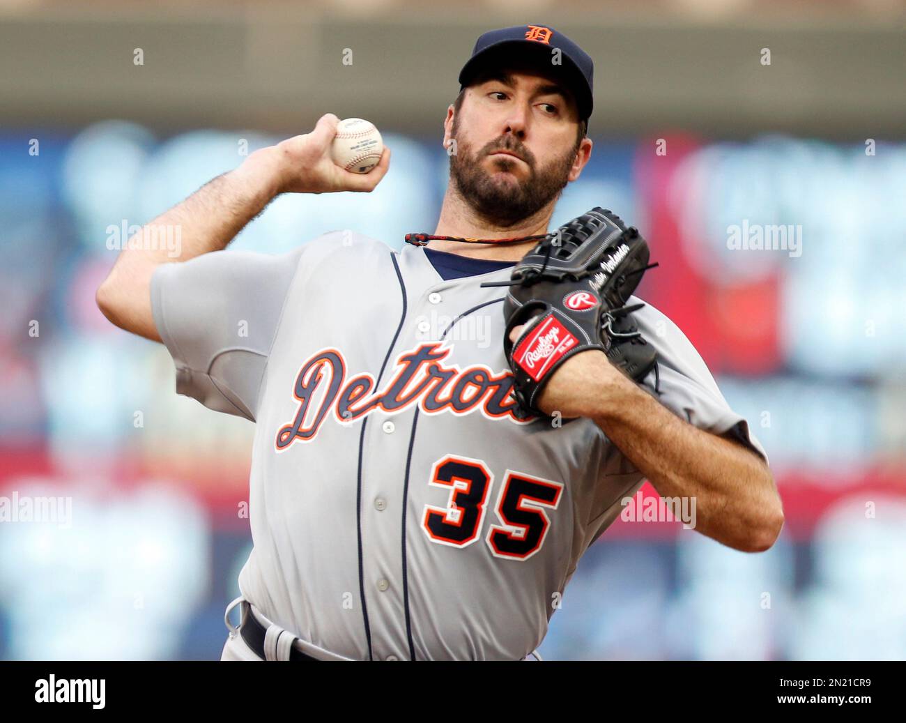 Detroit Tiger pitcher Justin Verlander throws against the Minnesota ...