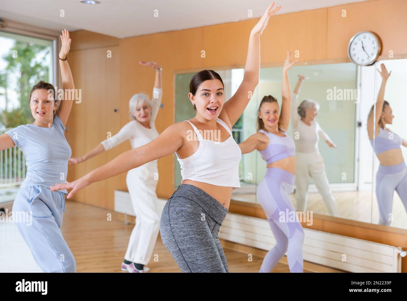 Adult woman belly dancing fitness hi-res stock photography and images ...