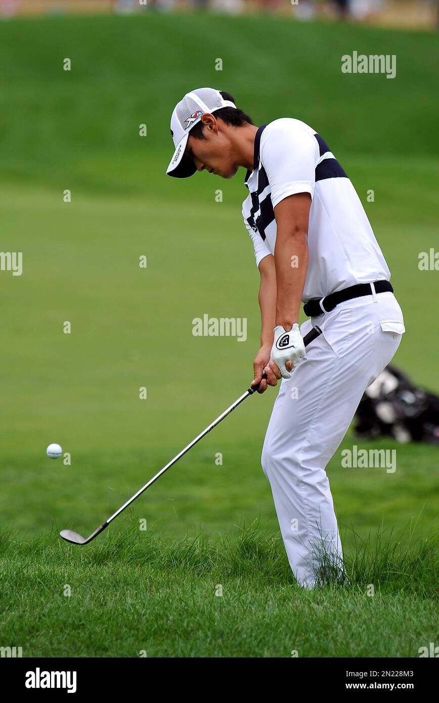 Dan Lee hits out of rough in the 16th hole during the final round of ...