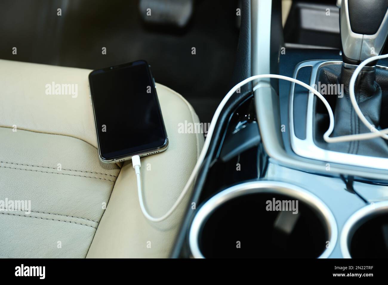 Phone charging problem hi-res stock photography and images - Alamy