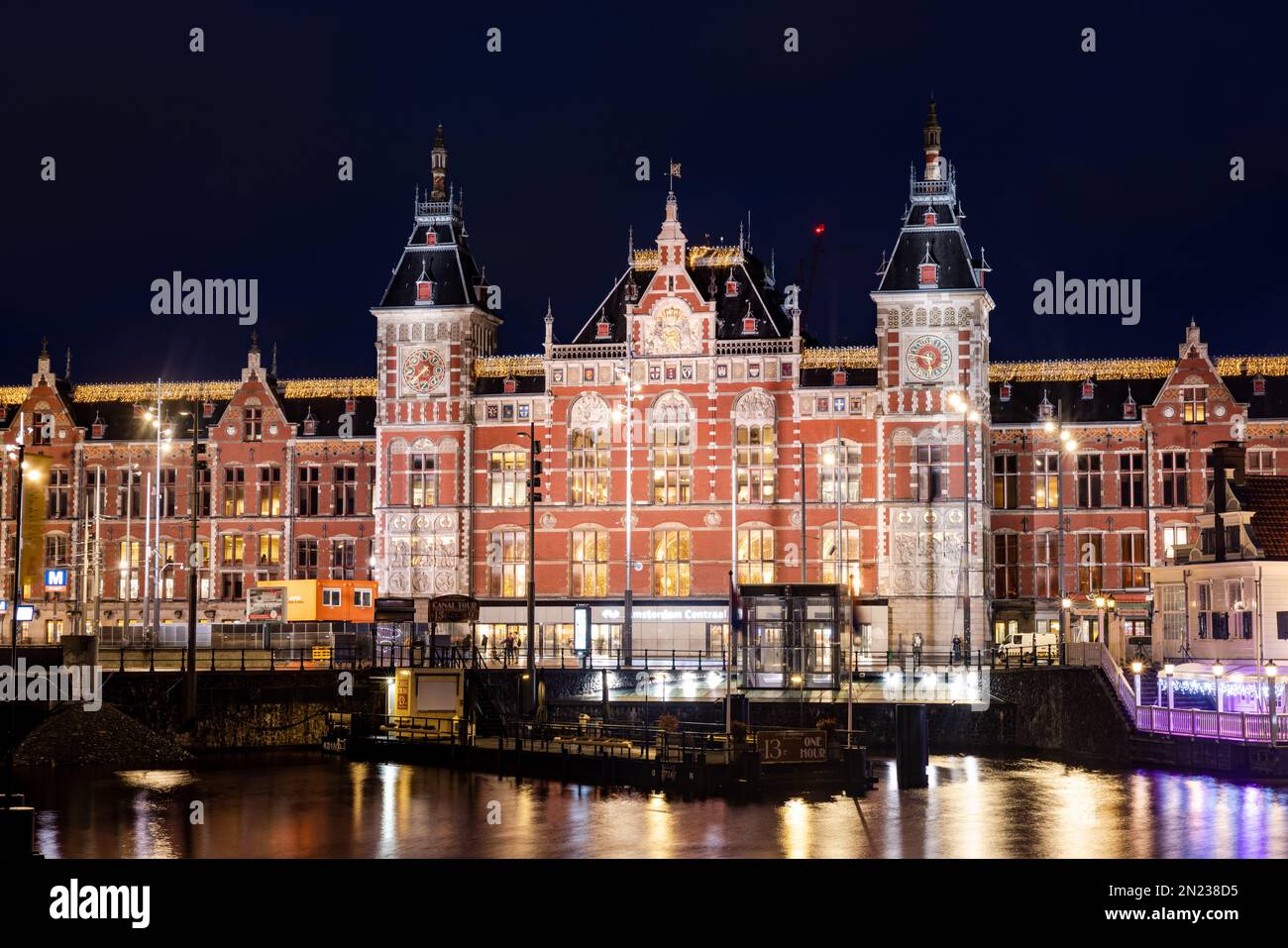 AMSTERDAM, THE NETHERLANDS - JANUARY 18, 2023: Amsterdam night city ...