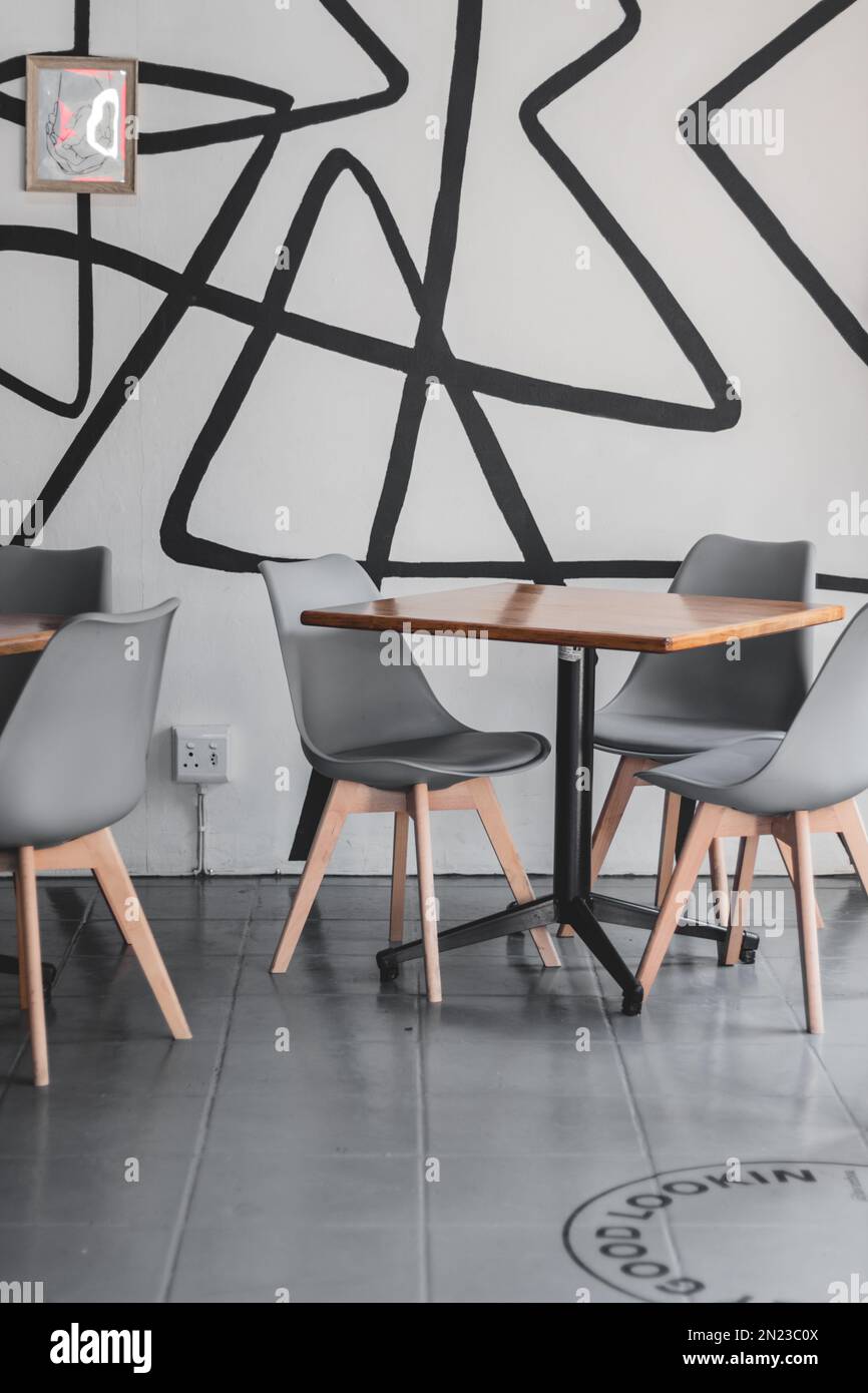 Empty tables at a café Stock Photo - Alamy