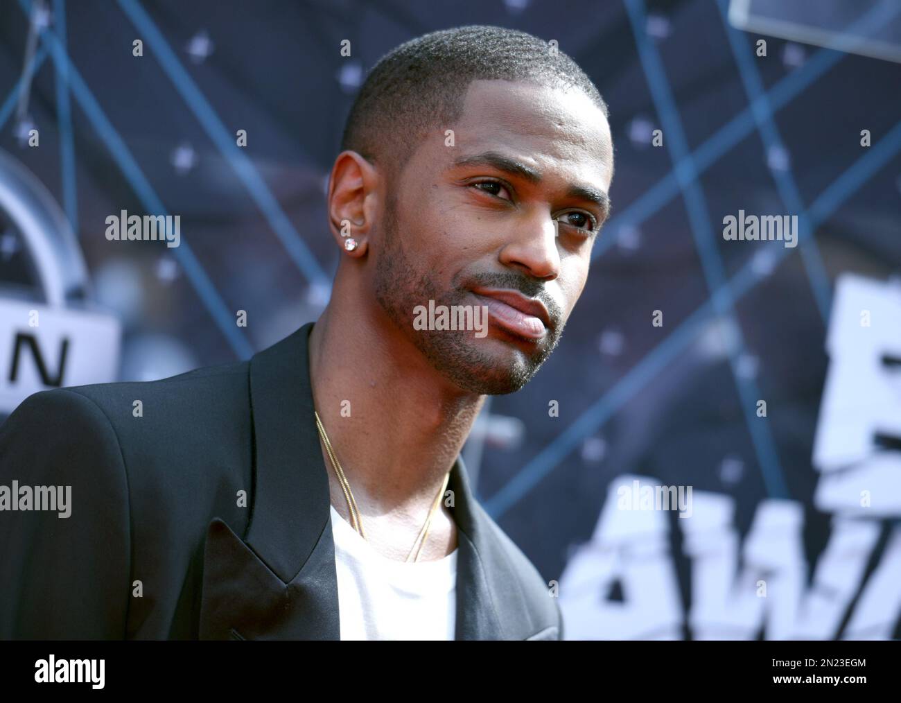 Big Sean arrives at the BET Awards at the Microsoft Theater on Sunday ...