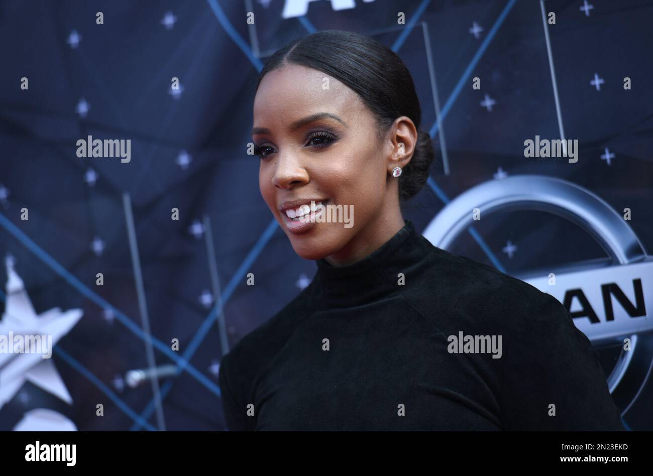 Kelly Rowland arrives at the BET Awards at the Microsoft Theater on ...