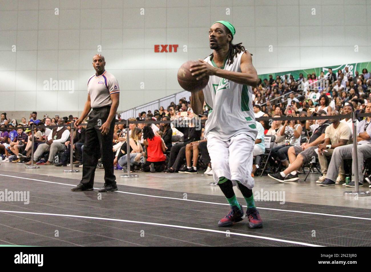 Snoop Dogg plays in the Sprite Celebrity Basketball Game during the ...