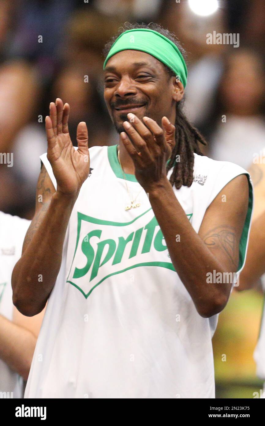 Snoop Dogg plays in the Sprite Celebrity Basketball Game during the ...