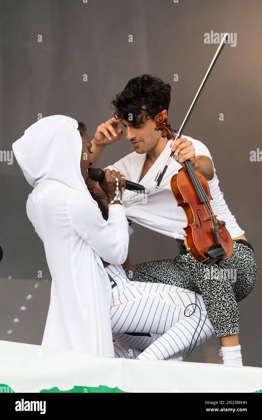 Singer Elisabeth Troy and Neil Amin-Smith of the band Clean Bandit ...