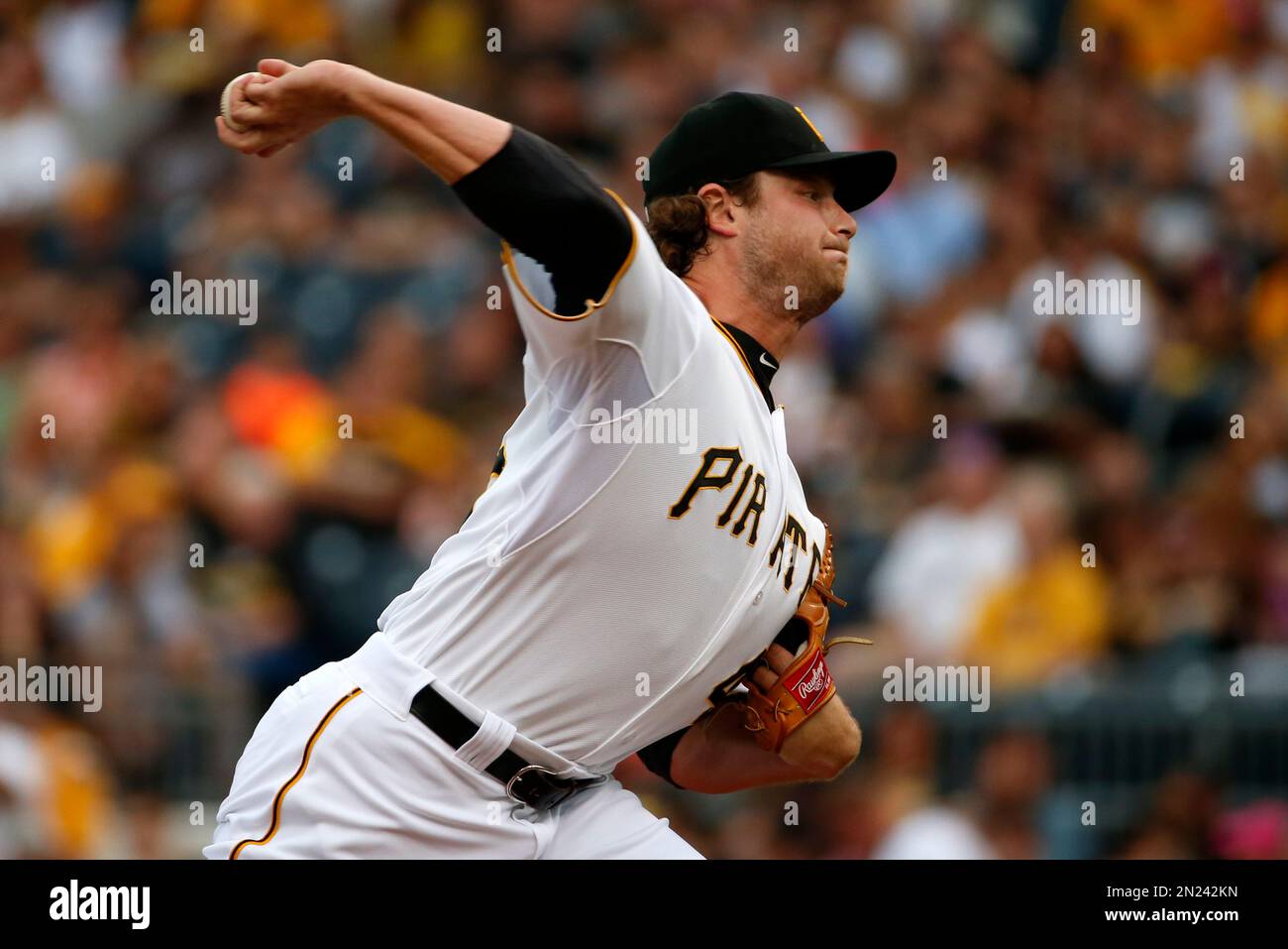 Pittsburgh Pirates starting pitcher Gerrit Cole (45) delivers during ...