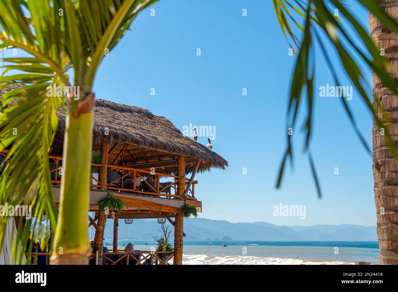 Waterfront beachfront cafe on hi-res stock photography and images - Alamy