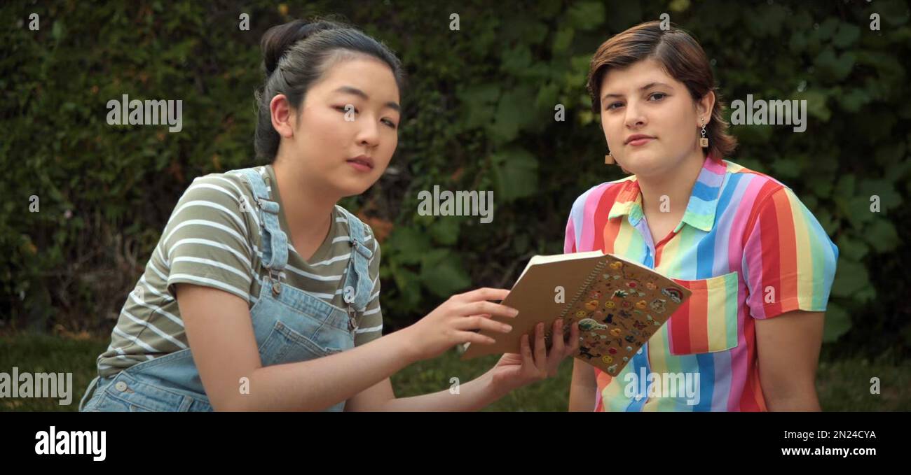 ERIN'S GUIDE TO KISSING GIRLS, from left: Jesyca Gu, Elliot Stocking, 2022. © Quiver ...