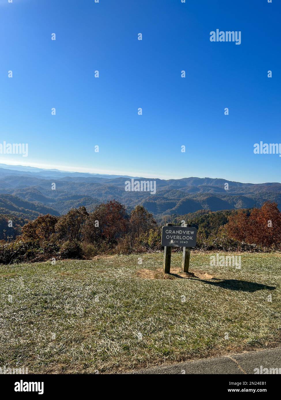 The view of the Grand Overlook on the beautiful Blue Ridge Parkway in ...