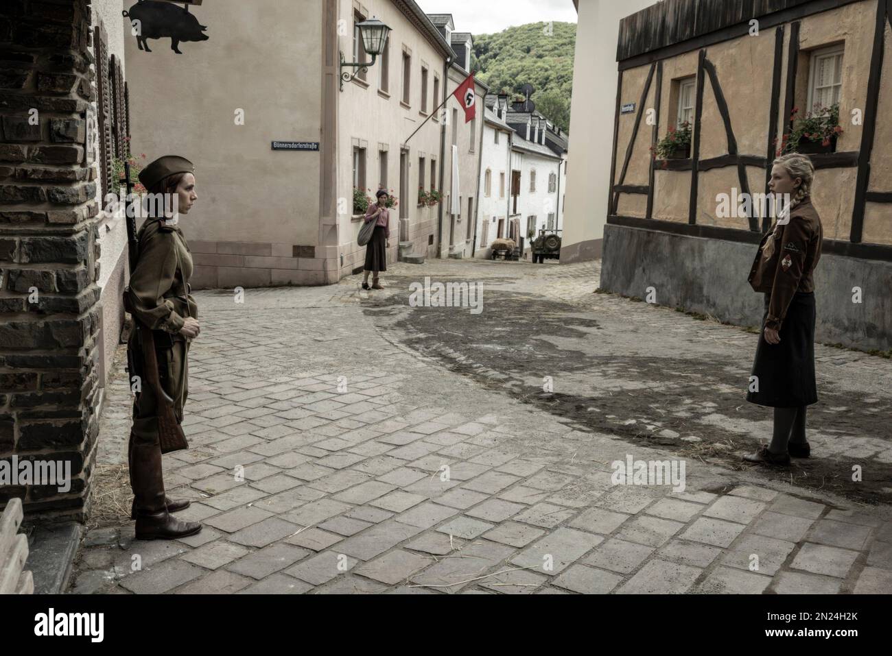 LOST TRANSPORT, from left: Eugenie Anselin, Hanna van Vliet, Anna ...