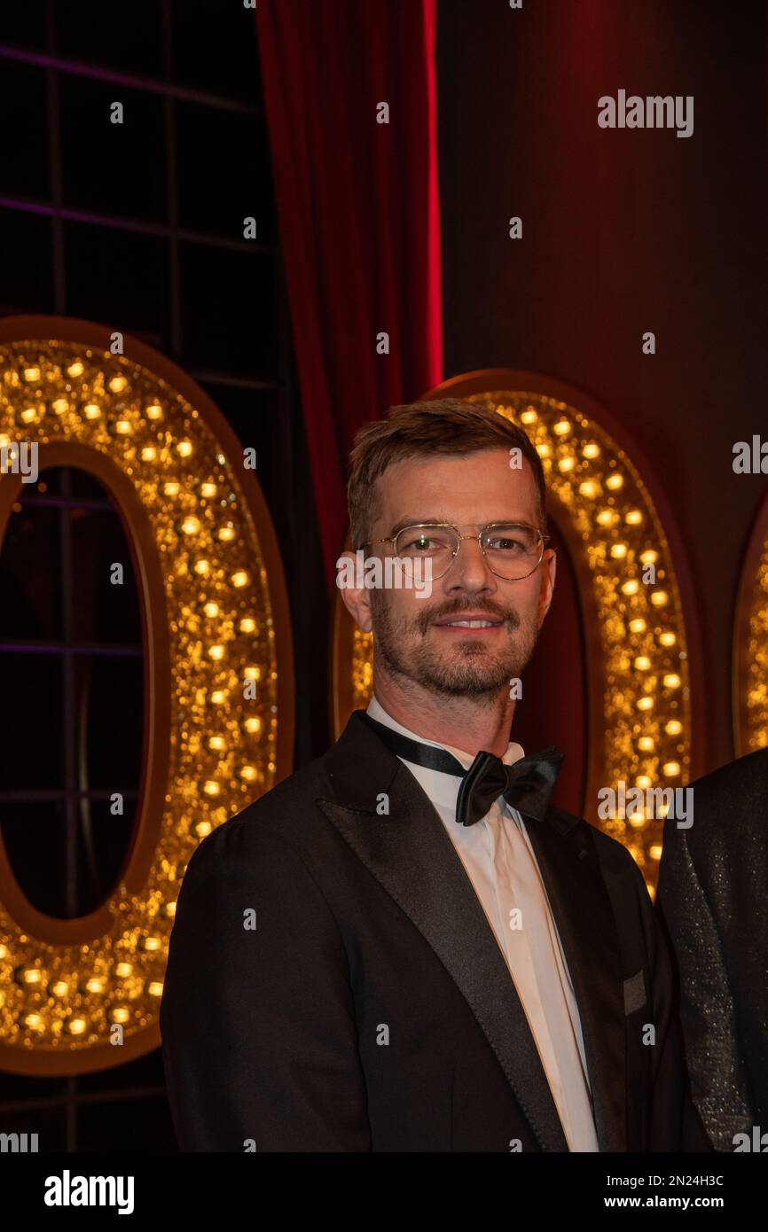Joko Winterscheidt beim Fototermin nach der Aufzeichnung der 1000 ...