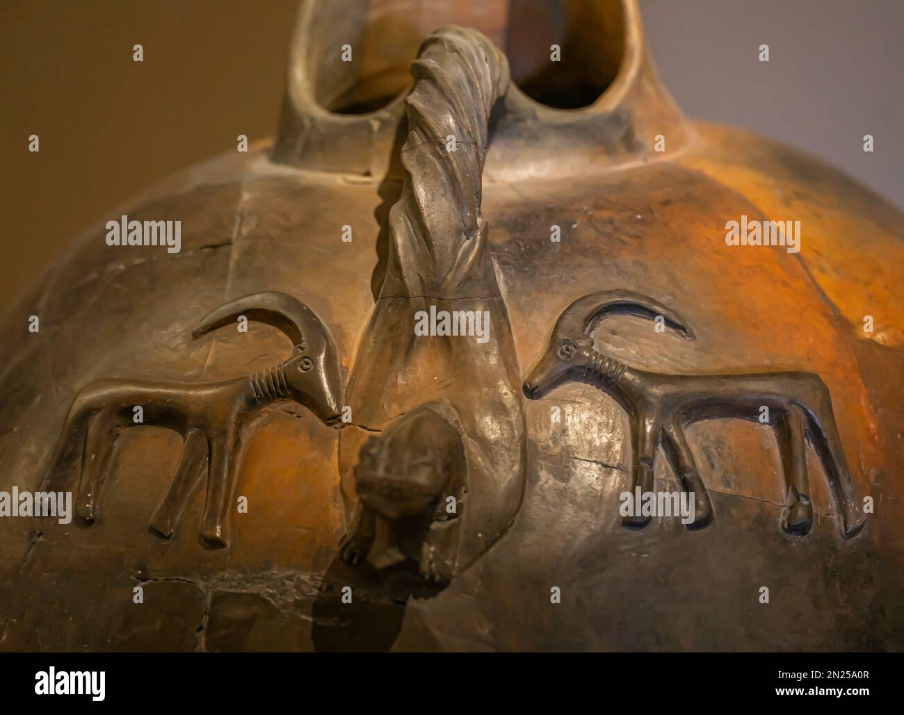 Pithos hi-res stock photography and images - Alamy