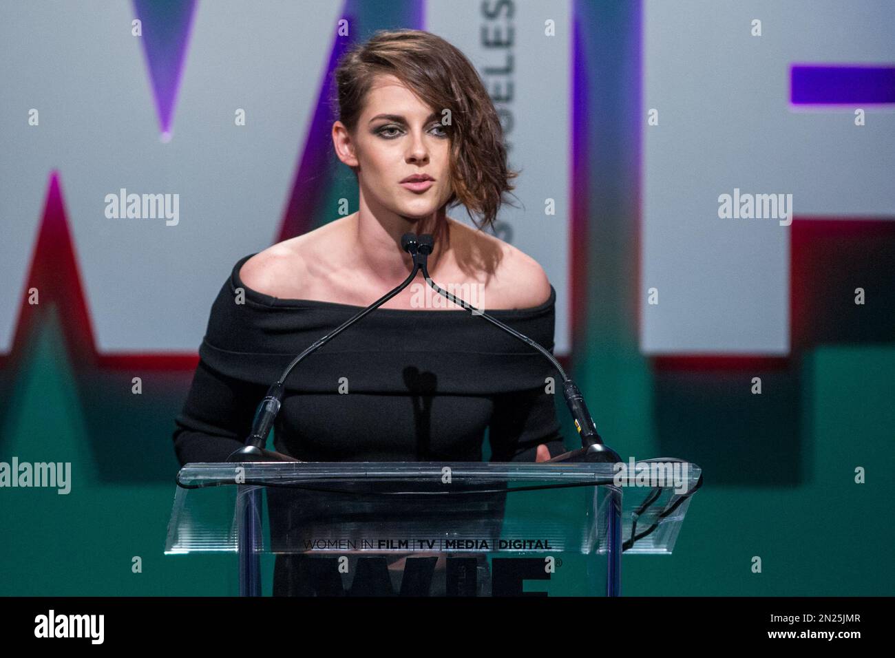 Kristen Stewart speaks at the Women in Film 2015 Crystal + Lucy Awards ...