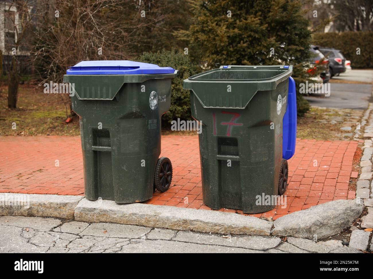 Recycling Bins public garbage trashcans Stock Photo - Alamy