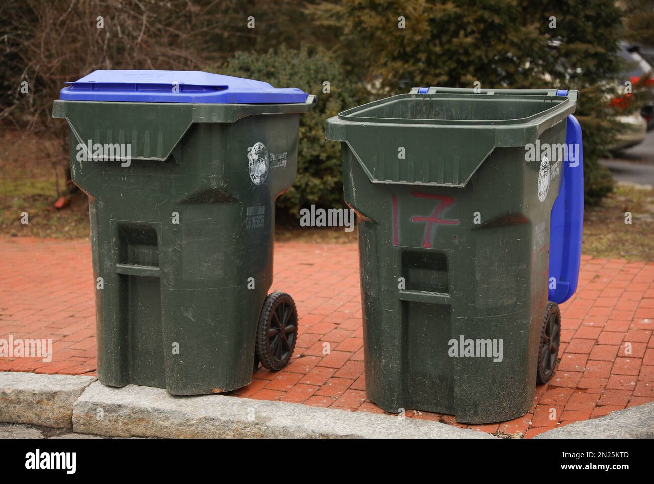 Recycling Bins public garbage trashcans Stock Photo - Alamy
