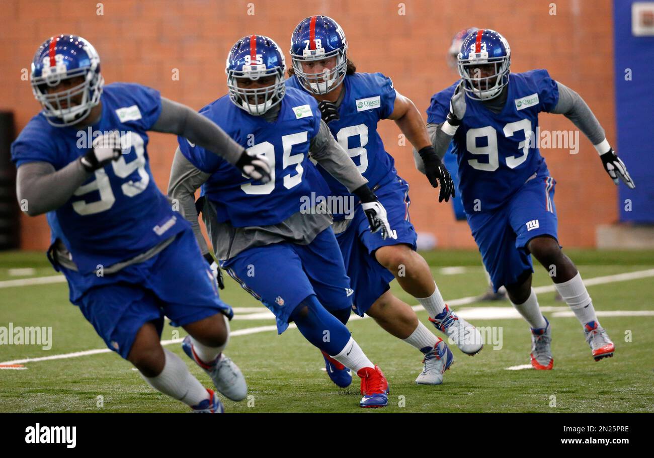 New York Giants's Cullen Jenkins (99), Johnathan Hankins (95), Markus ...