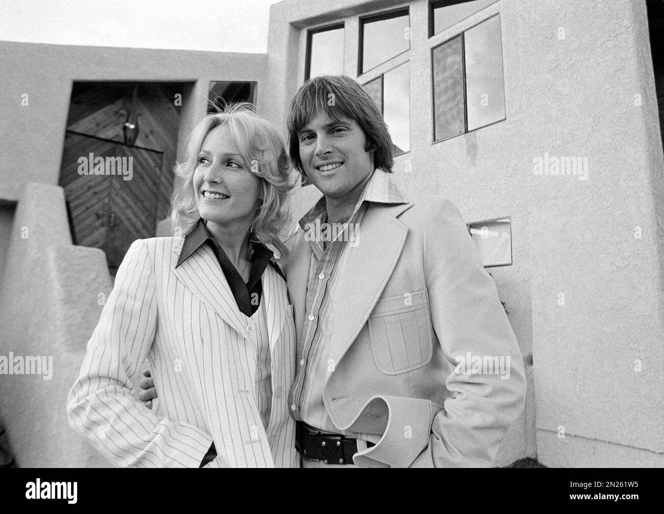 Gold medalist in the 1976 Olympic decathlon Bruce Jenner and his wife ...