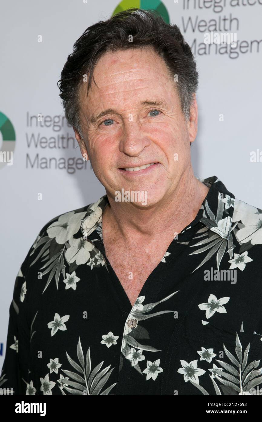 Robert Hays attends at The Screen Actors Guild Foundation's 6th Annual ...