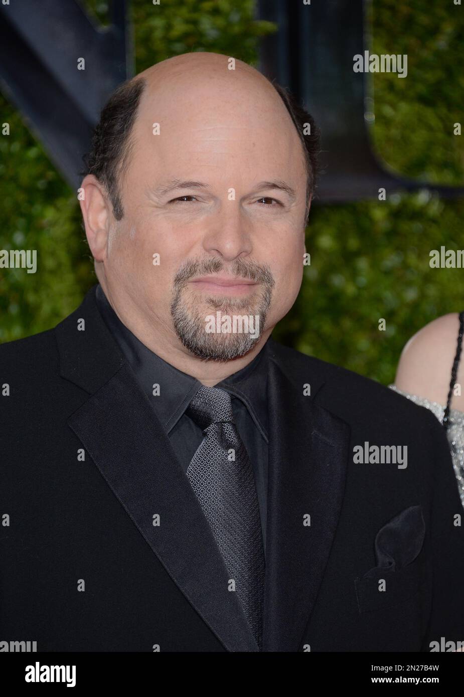 Jason Alexander arrives at the 69th annual Tony Awards at Radio City ...