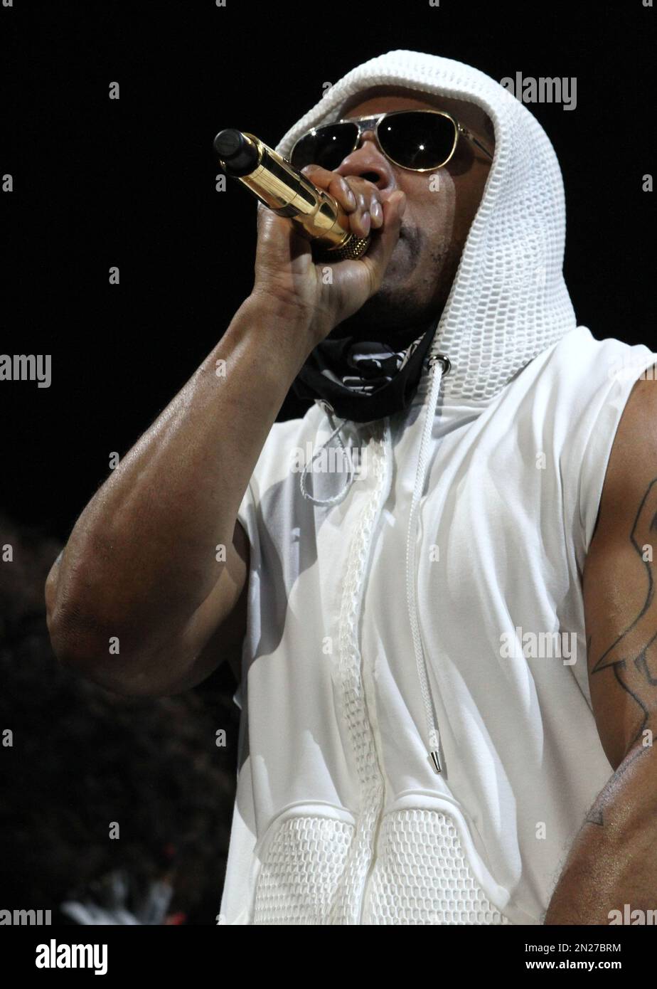 Cornell Iral Haynes, Jr., known as Nelly, performs at Philips Arena on ...