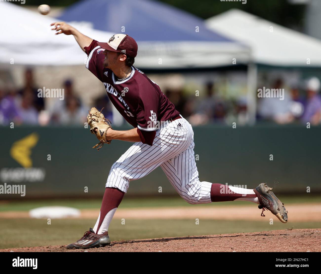 Texas A&M pitcher Andrew Vinson (10) works against TCU during the fifth ...