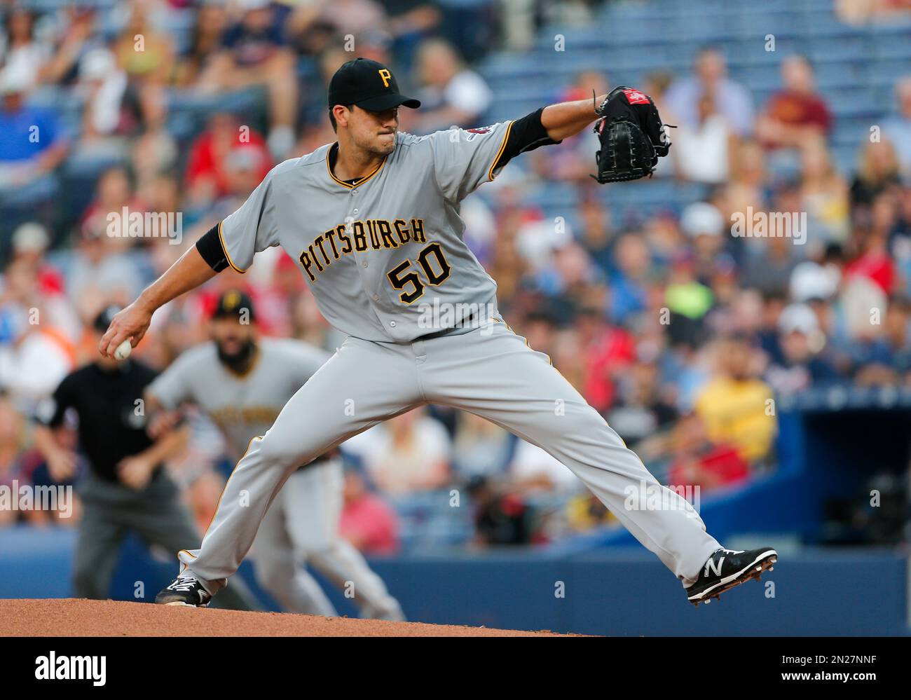 Pittsburgh Pirates starting pitcher Charlie Morton (50) works against ...