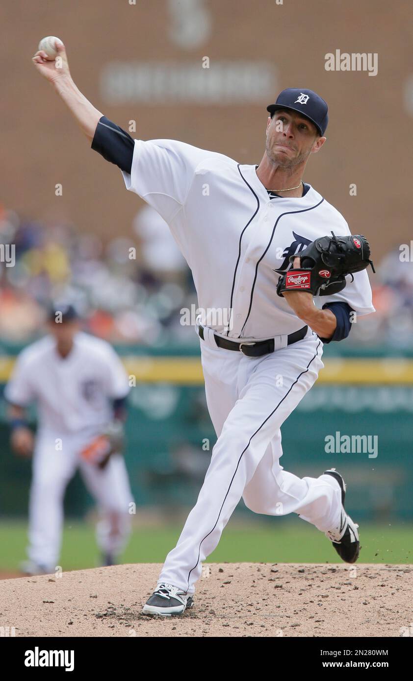 Detroit Tigers pitcher Shane Greene delivers against the Oakland ...