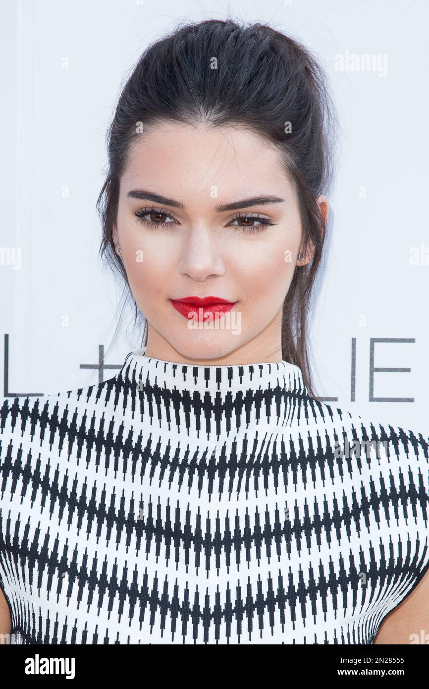 Kendall Jenner make an in-store appearance for their exclusive clothing ...