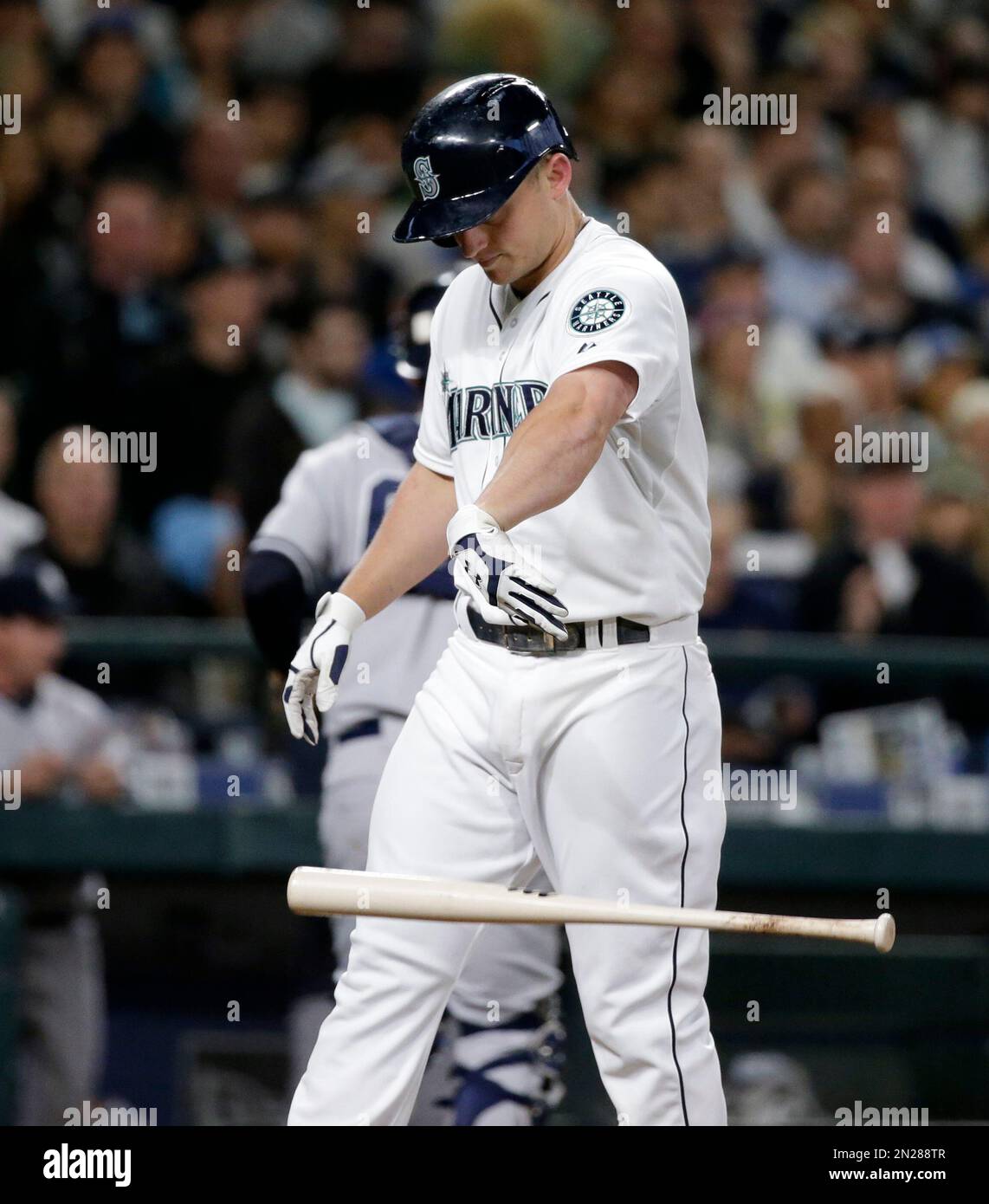 Seattle Mariners' Kyle Seager throws down his bat after striking out ...
