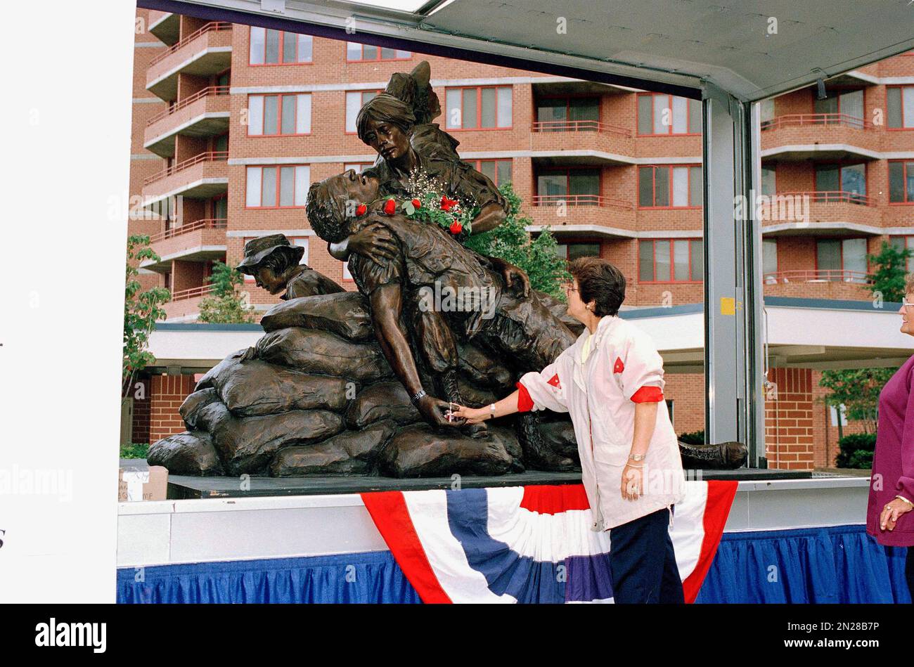 Jane Carson, a retired Colonel and Army nurse from Greenville, S.C ...