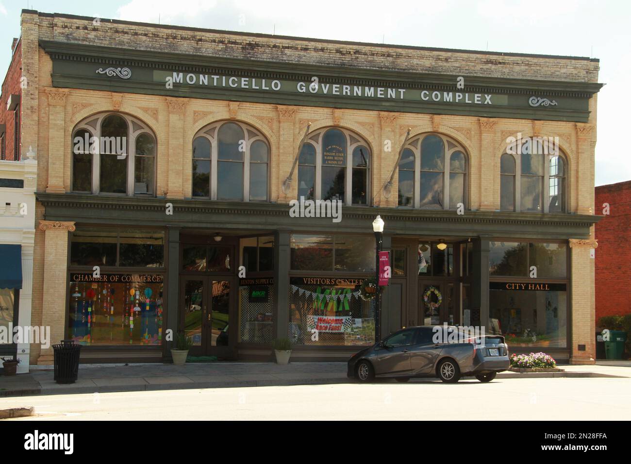 Monticello exterior hi-res stock photography and images - Alamy