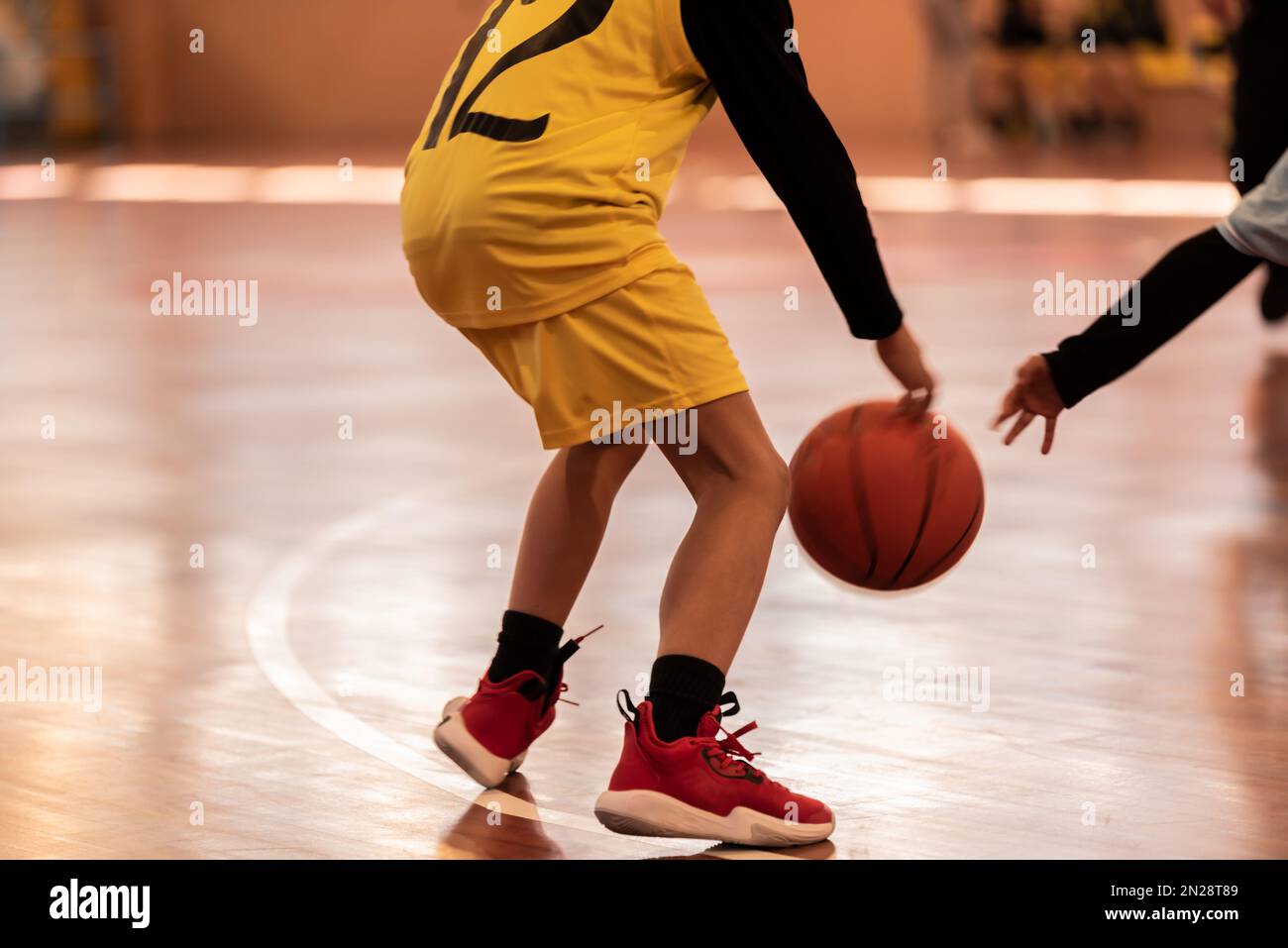 Child basketball player hi-res stock photography and images - Alamy