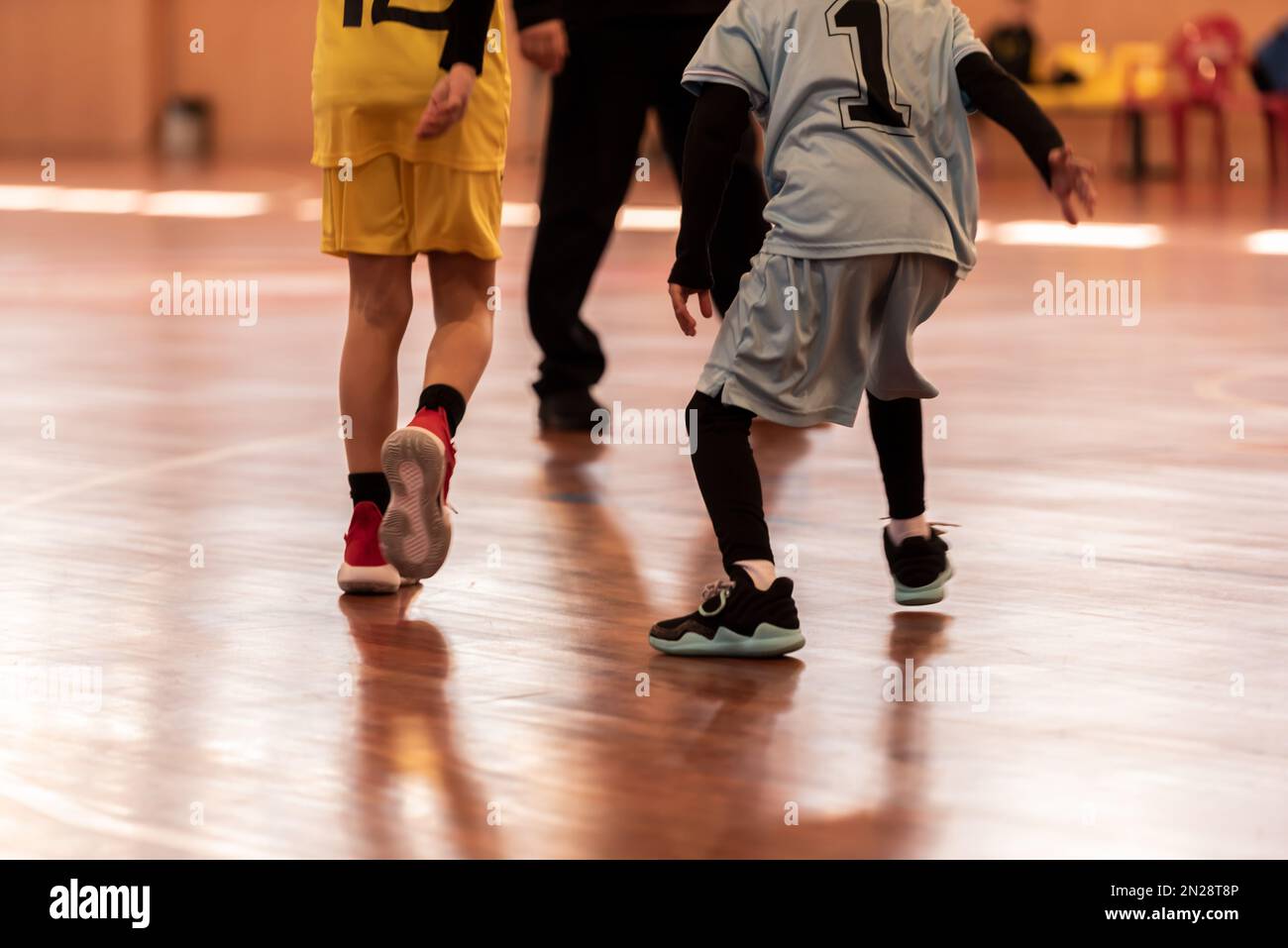 Indoor basketball court hi-res stock photography and images - Alamy