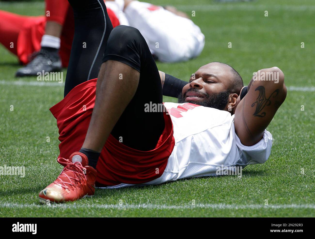 San Francisco 49ers strong safety Antoine Bethea stretches during ...