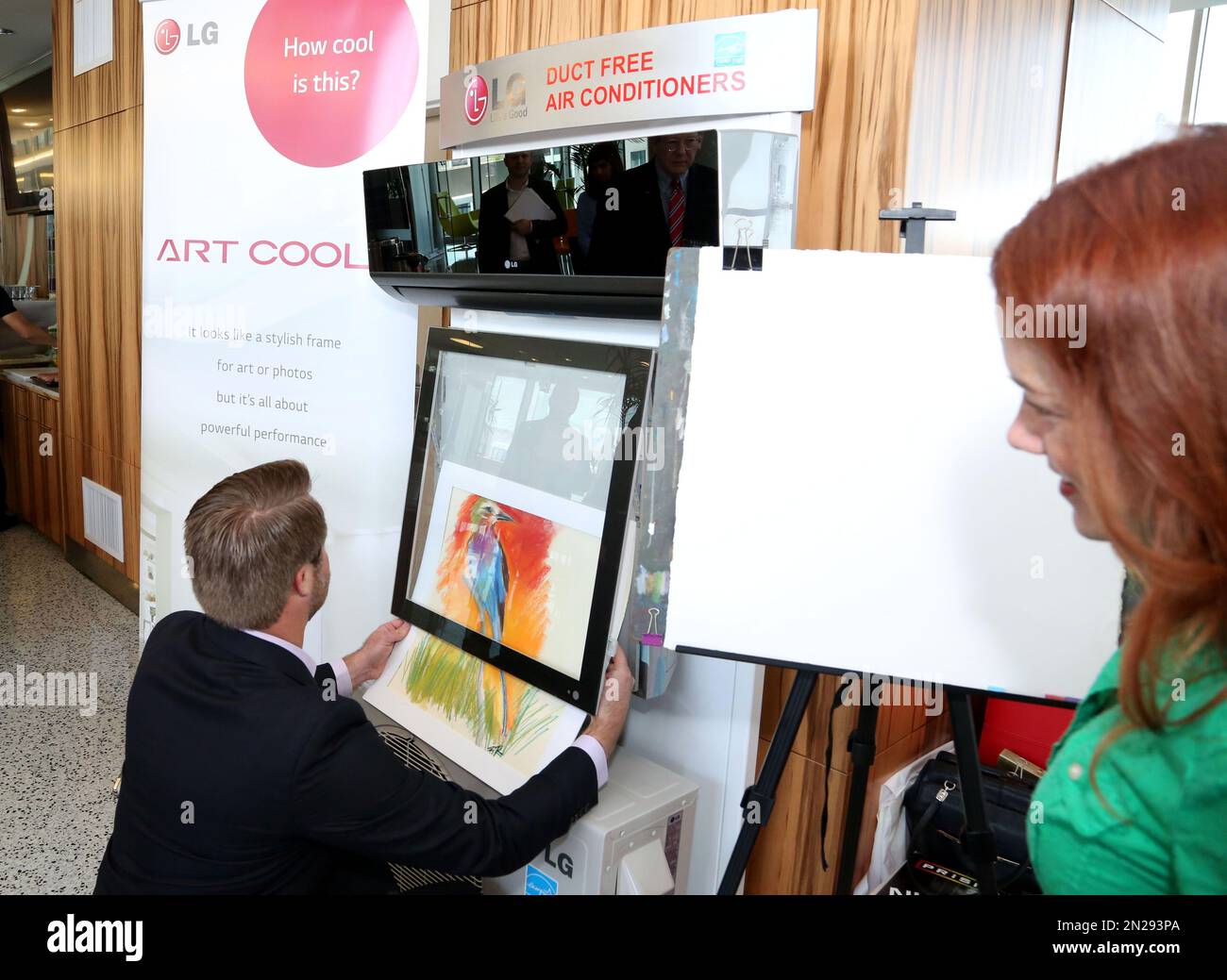 IMAGE DISTRIBUTED FOR LG ELECTRONICS - LG Regional Sales Engineer Scott ...