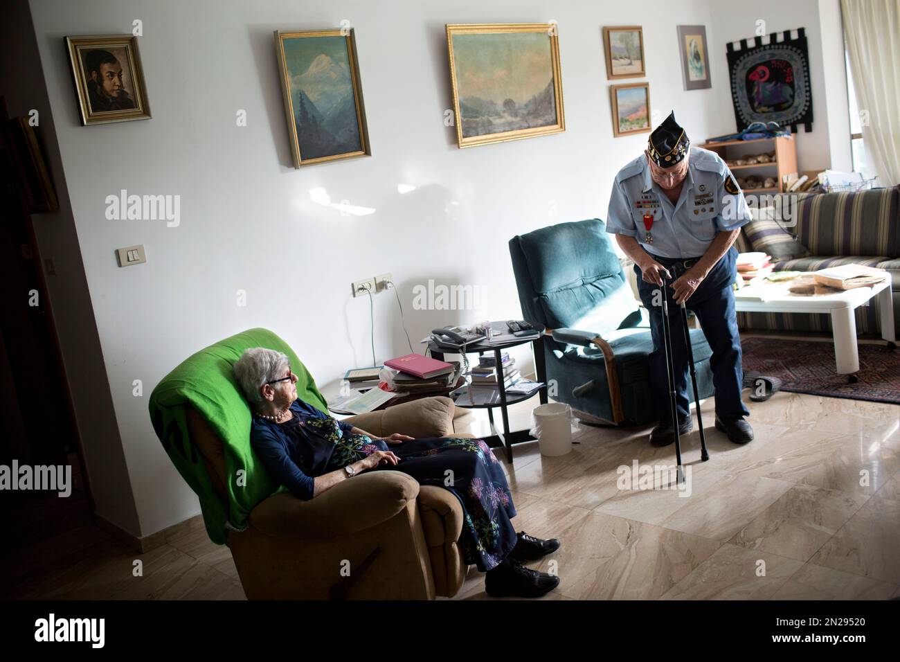 In this Tuesday, May 19, 2015 photo, U.S. Jewish World War II veteran ...