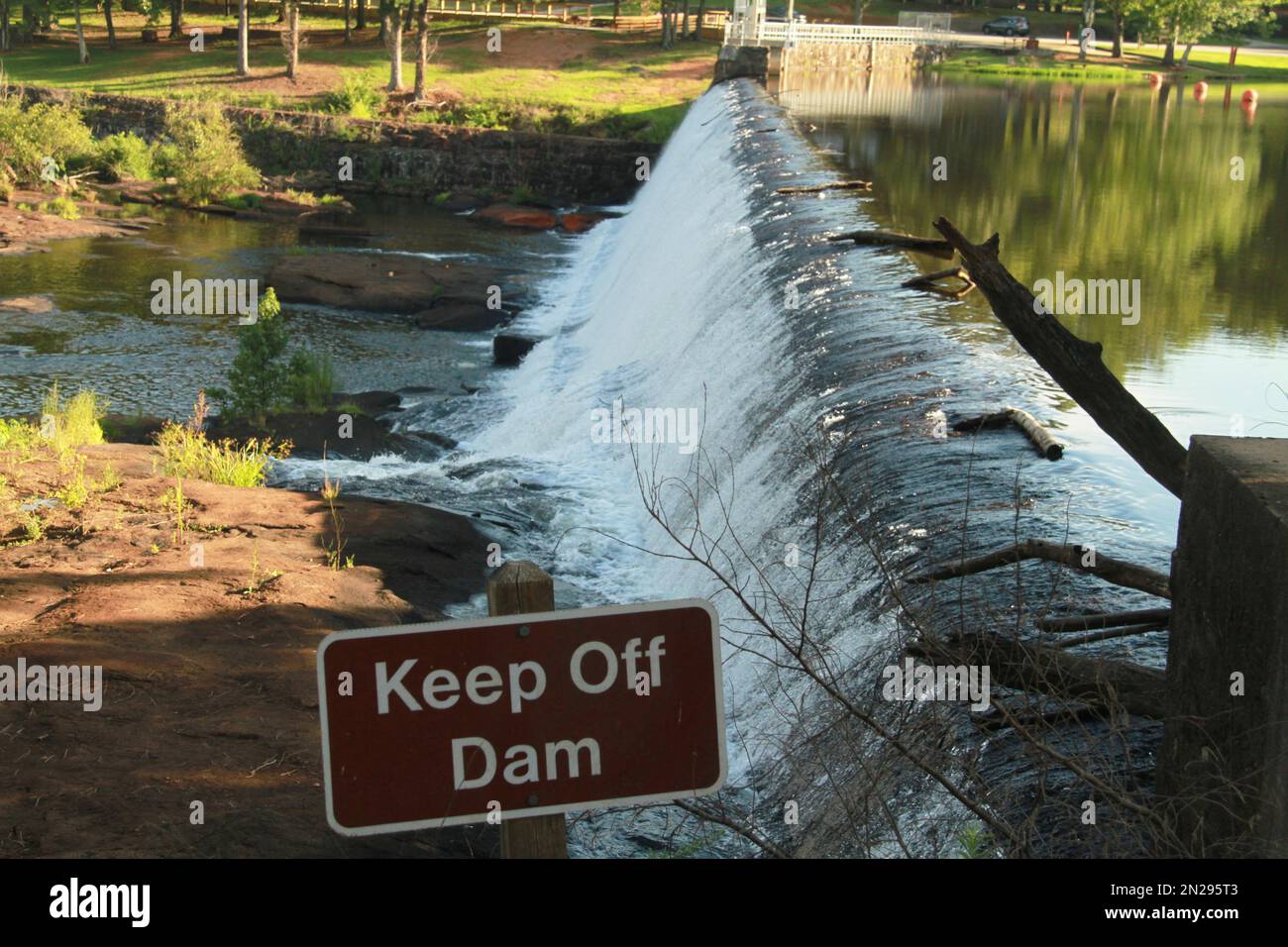The dam at High Falls State Park, GA, USA Stock Photo - Alamy
