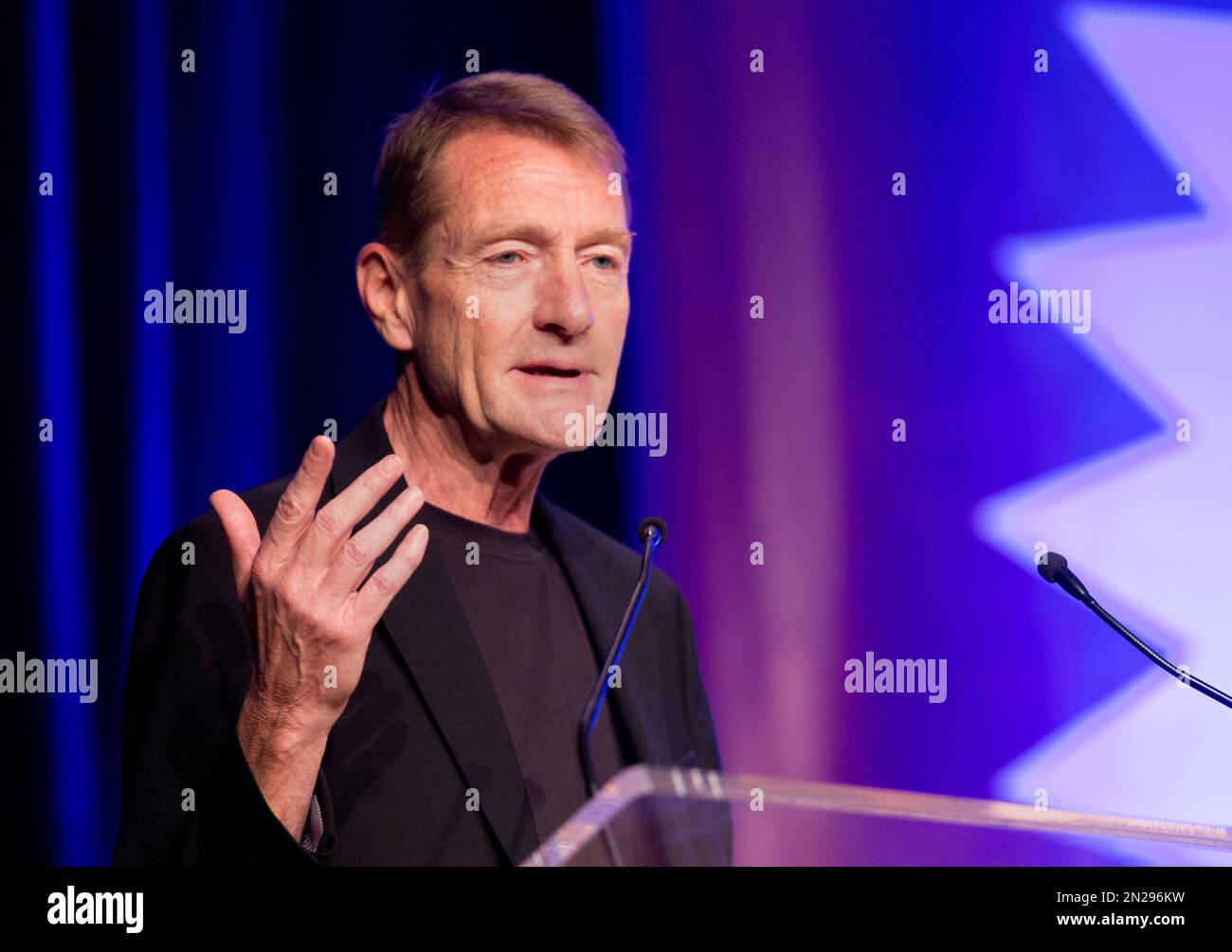 Lee Child, author of "Make Me: A Jack Reacher Novel" speaks at BookExpo ...