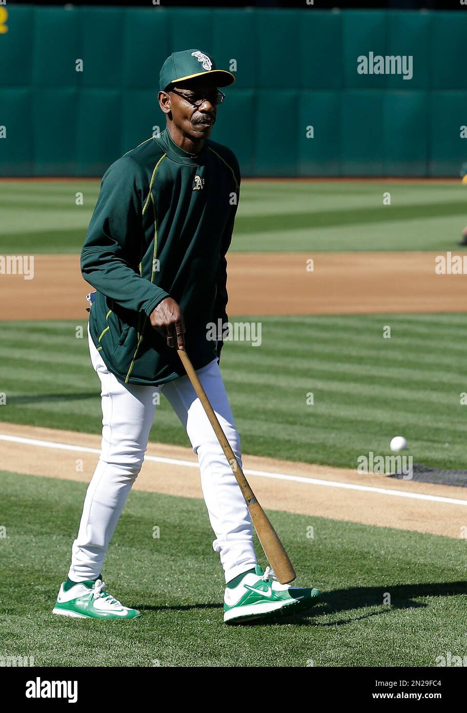 Oakland Athletics coach Ron Washington during drills before a baseball ...