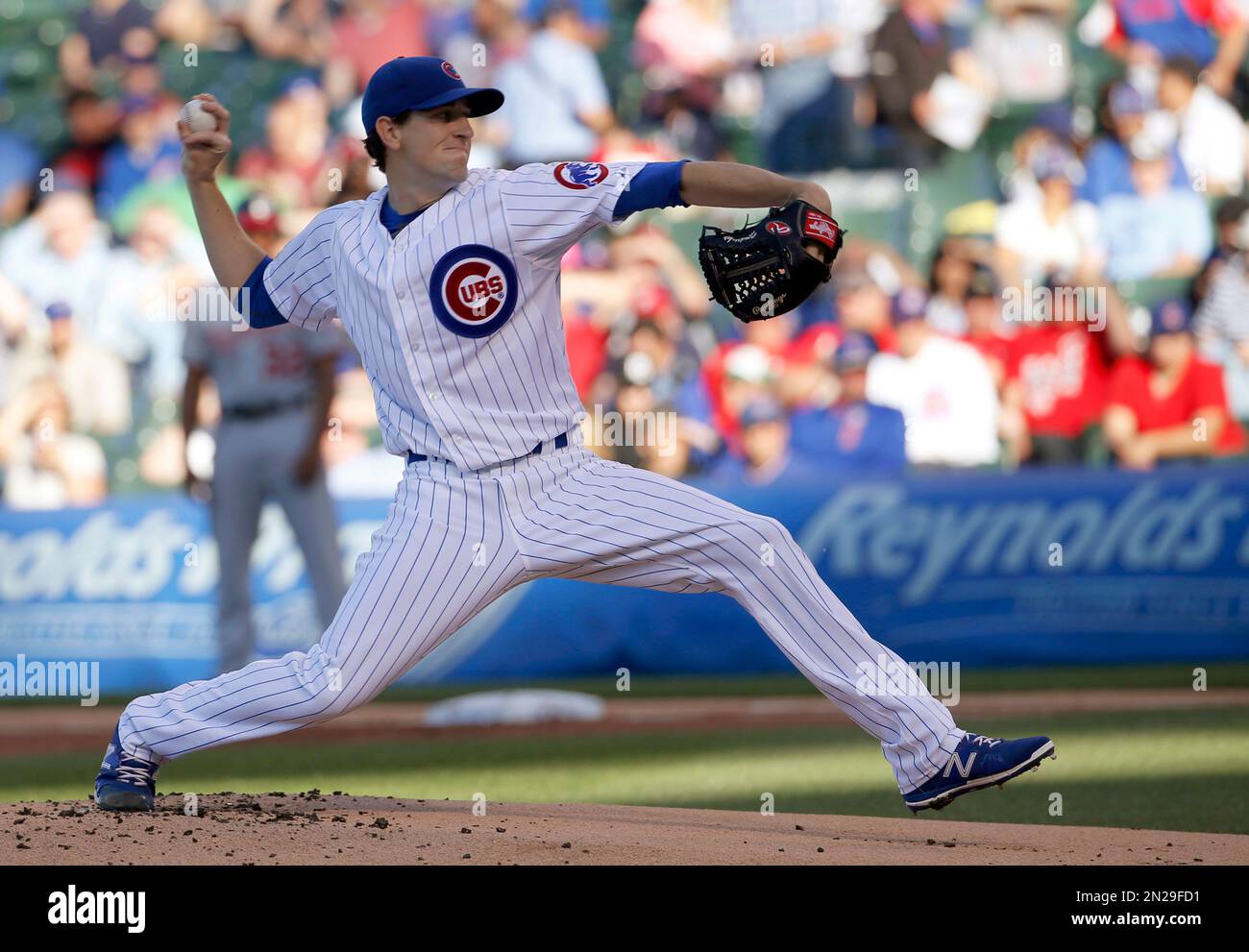 Chicago Cubs starting pitcher Kyle Hendricks delivers during the first ...