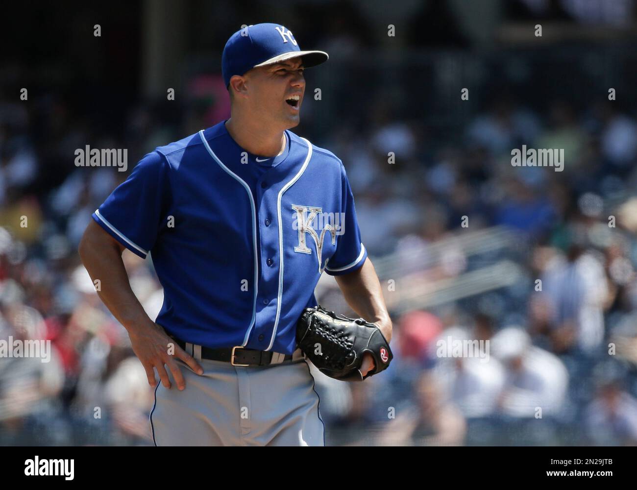 Kansas City Royals pitcher Jeremy Guthrie (11) reacts after giving up a ...