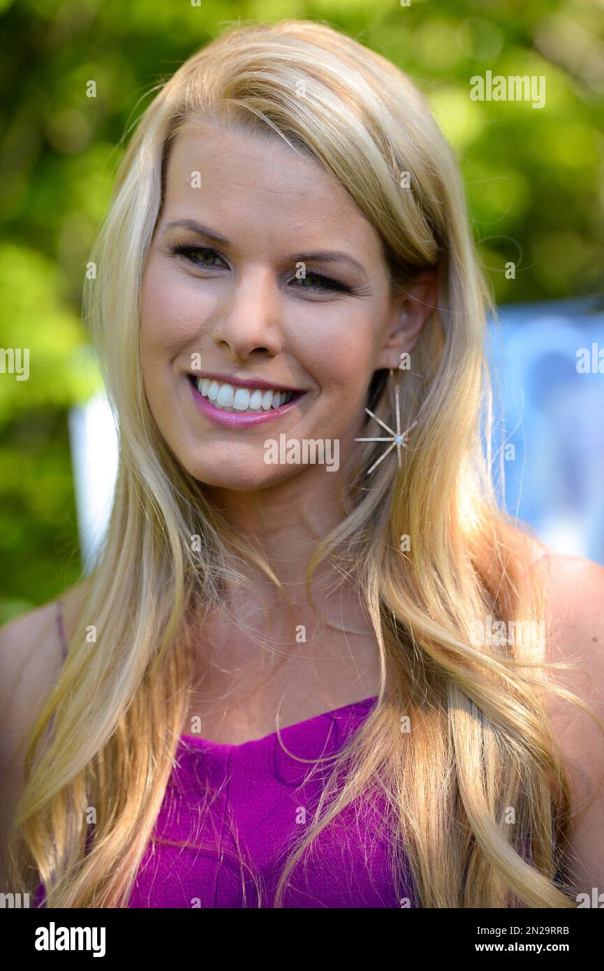 Beth Stern attends Hamptons Magazine Memorial Day Soiree celebrating ...