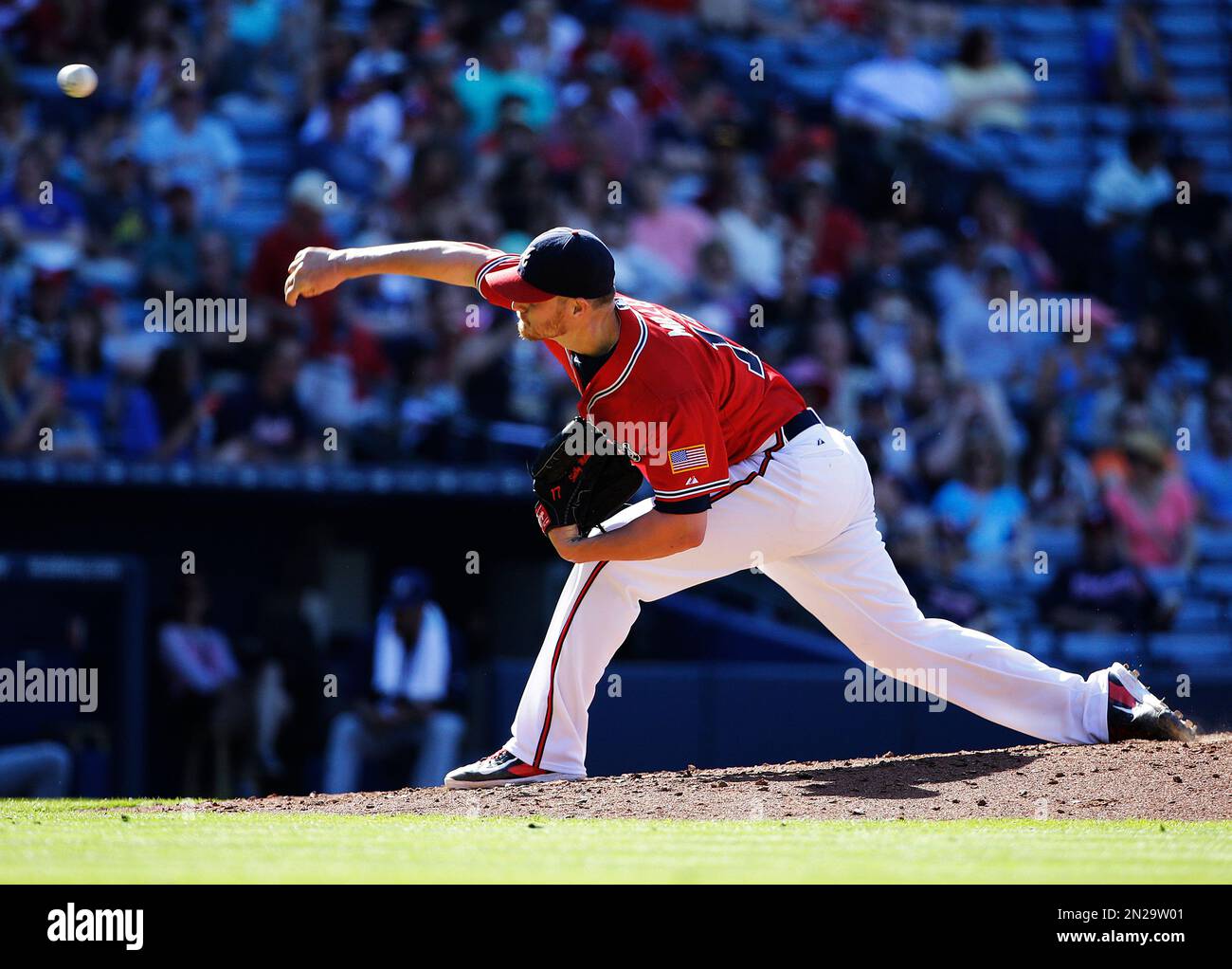 Atlanta Braves starting pitcher Shelby Miller throws in the fourth ...