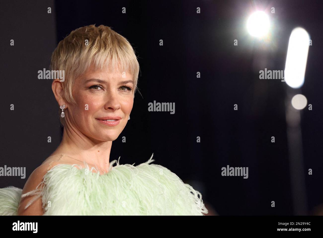 Evangeline lilly poses hi-res stock photography and images - Alamy