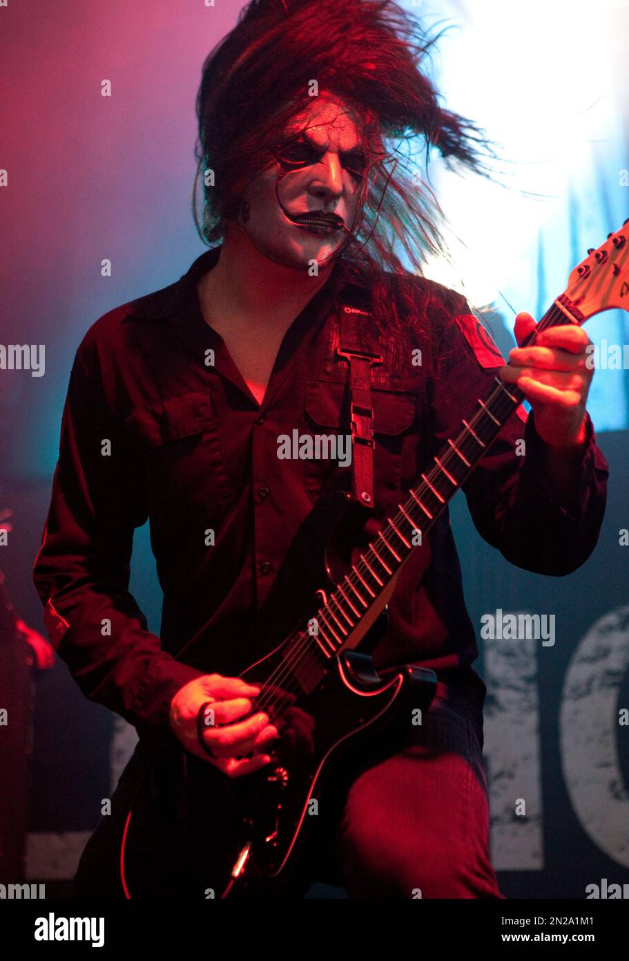 Guitarist Jim Root "#4" of Slipknot performs on stage at the Hollywood ...