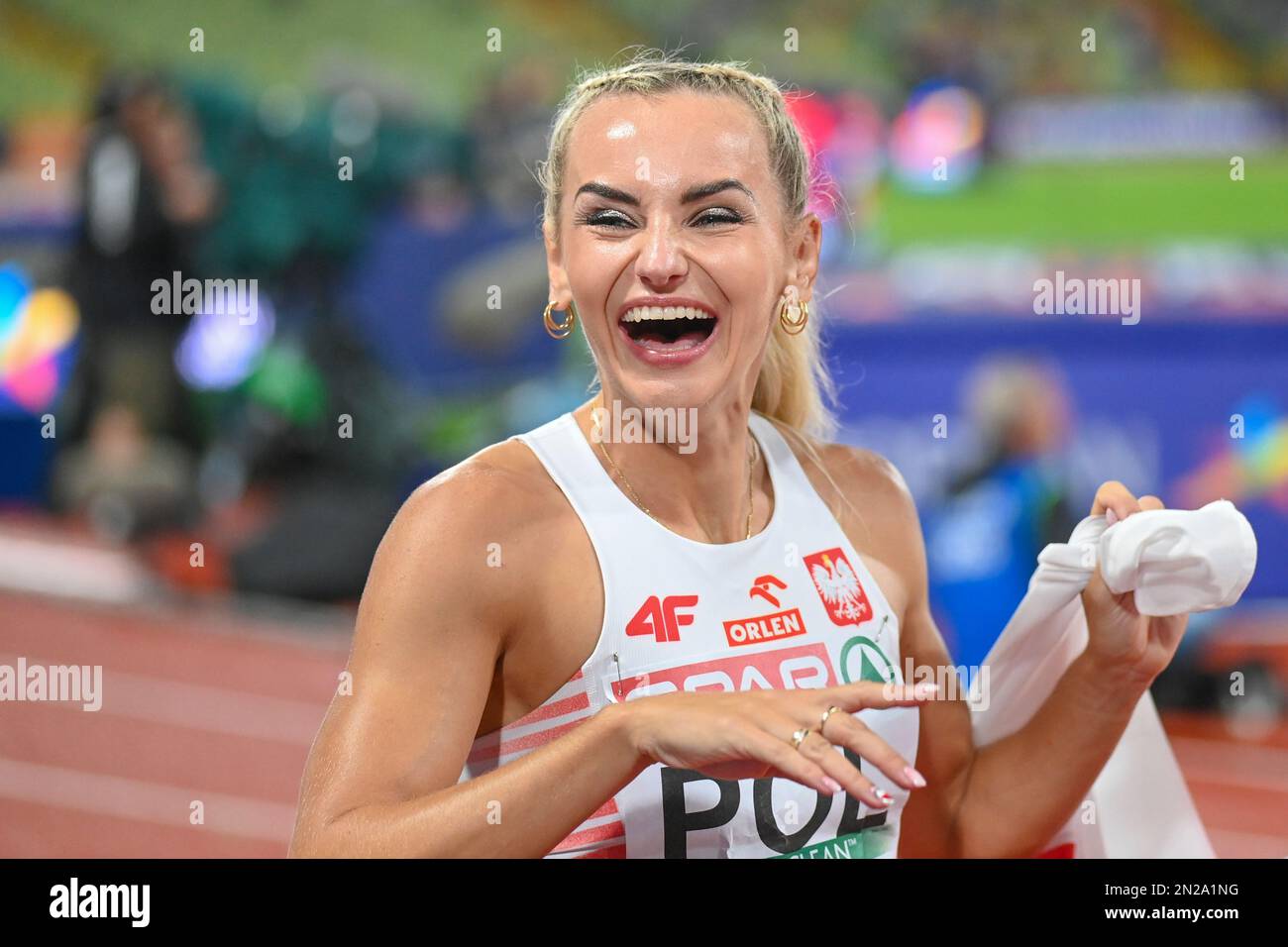 Justyna Swiety-Ersetic (Poland). 4x400 relay race women Silver Medal ...